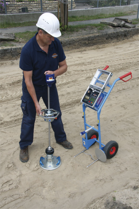 Medium-Sized Drop Weight | TERRATEST GmbH